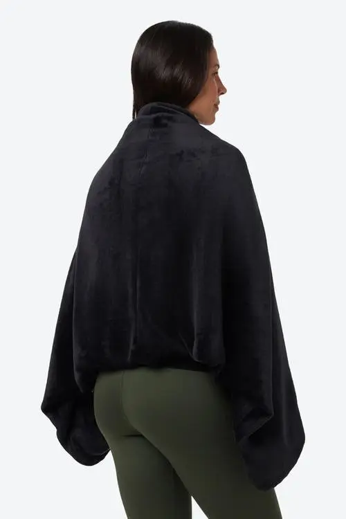 MOBILE WARMING Haven Heated Cape