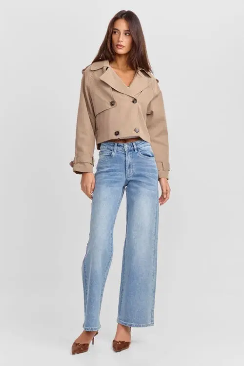 SASHA THERESE Caroline Trench