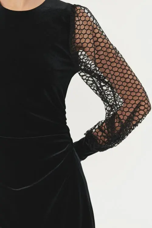 EXQUISE Stretch Lace Sleeve Midi Velvet Dress