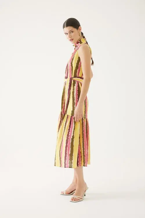 EXQUISE Color Block Modern Dress