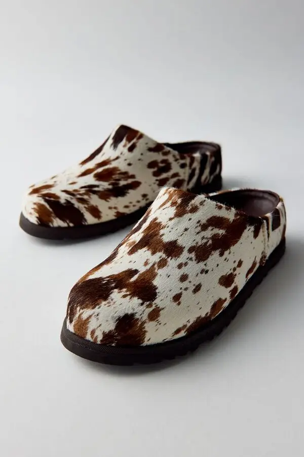 UGG Otzo Western Clogs