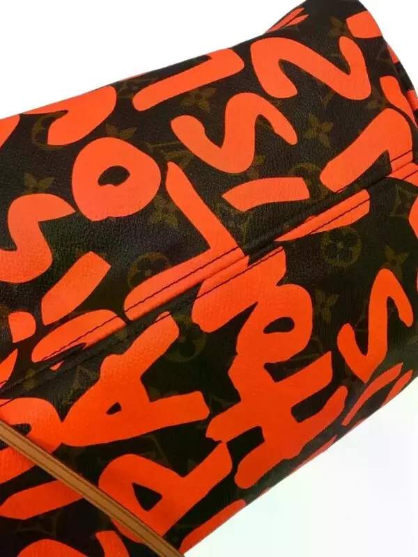 LOUIS VUITTON 2009 Gm Monogram Graffiti Neverfull Tote Bag