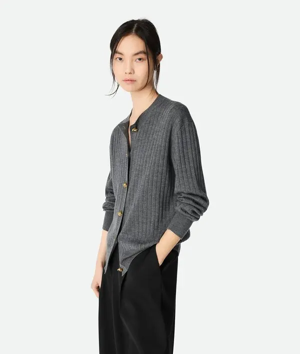 Bottega Veneta Lightweight Wool Ribbed Cardigan With Metal Knot Buttons - Grey