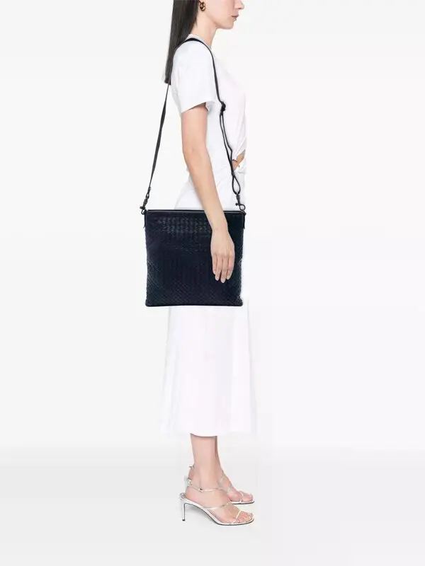 Bottega Veneta 2012-2026 Nappa Intrecciato Vn Crossbody Bag - Blue