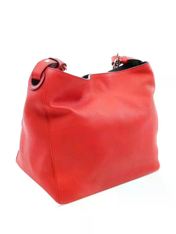 Loewe 2010-2026 Leather V Bucket Bag