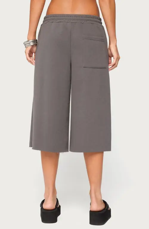 EDIKTED Amika Oversized Bermuda Shorts
