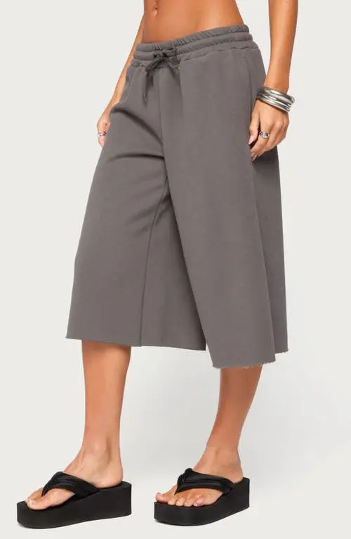 EDIKTED Amika Oversized Bermuda Shorts