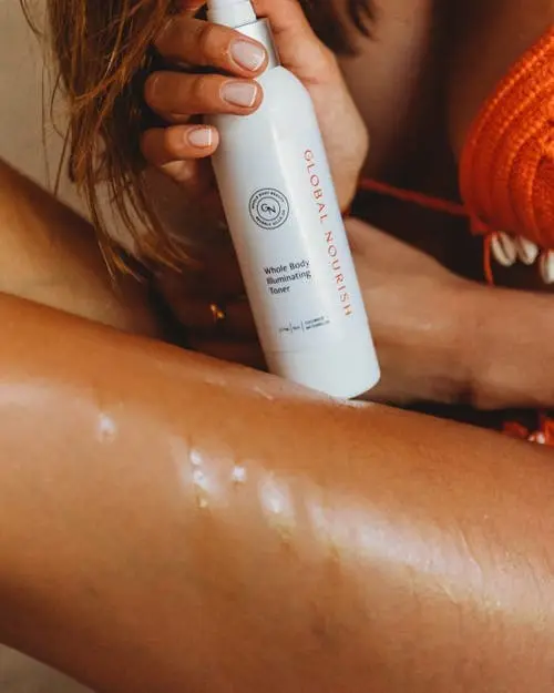 VANITY PLANET Whole Body Illuminating Toner