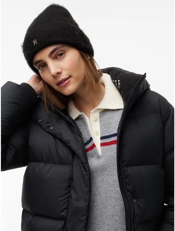 Tommy Hilfiger Monogram Knit Beanie