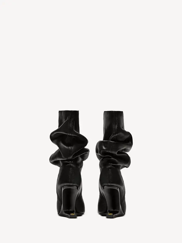 Balmain No Wedge Smooth Leather Ankle Boots