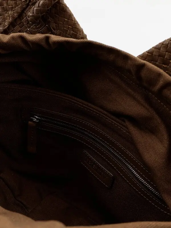 IBELIV Trinity Medium Vegetabletanned Leather Shoulder Bag With A Woven Pattern