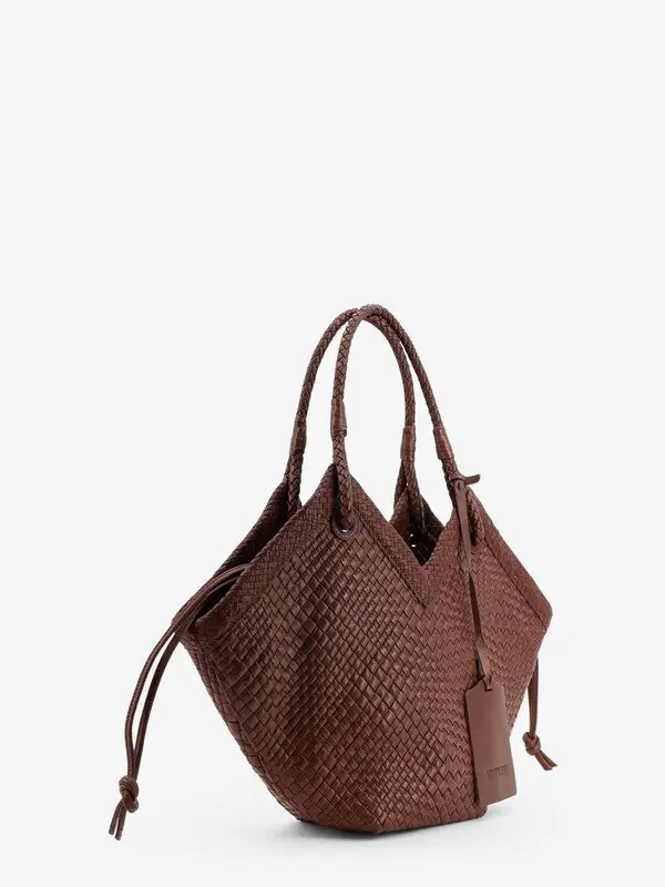IBELIV Trinity Medium Vegetabletanned Leather Shoulder Bag With A Woven Pattern