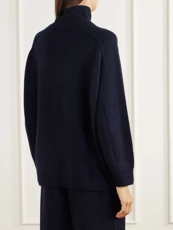 ALLUDE Cashmere Turtleneck Sweater