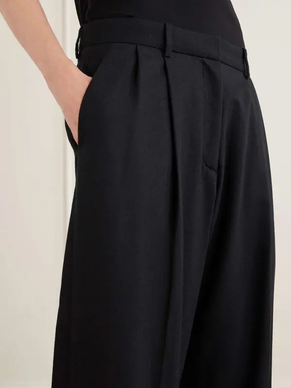 Khaite August Pleated Wool-blend Straight-leg Pants