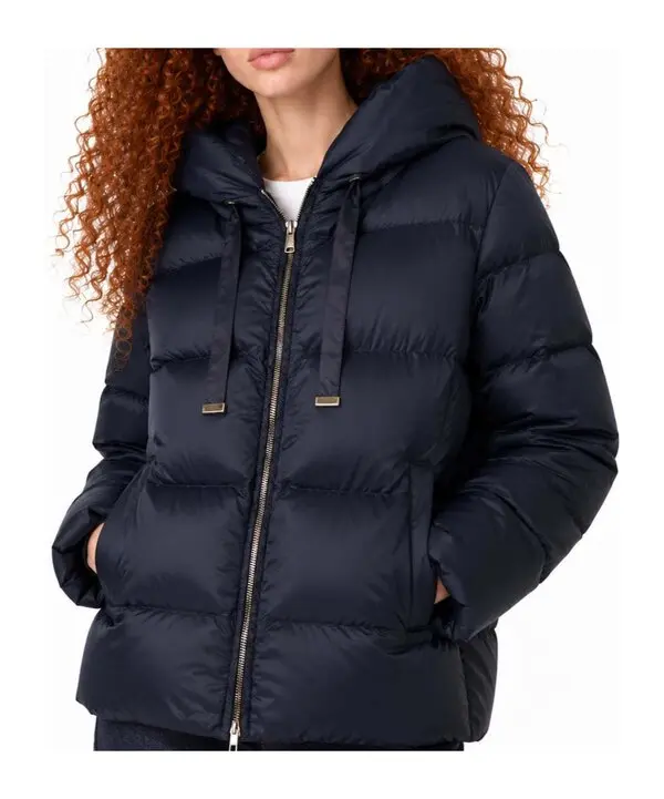 Max Mara Short Roomy Puffer Jacket In Water-repellent Plain-weave Fabric