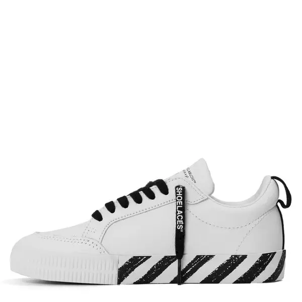 Off-White Leather Low-top Sneaker