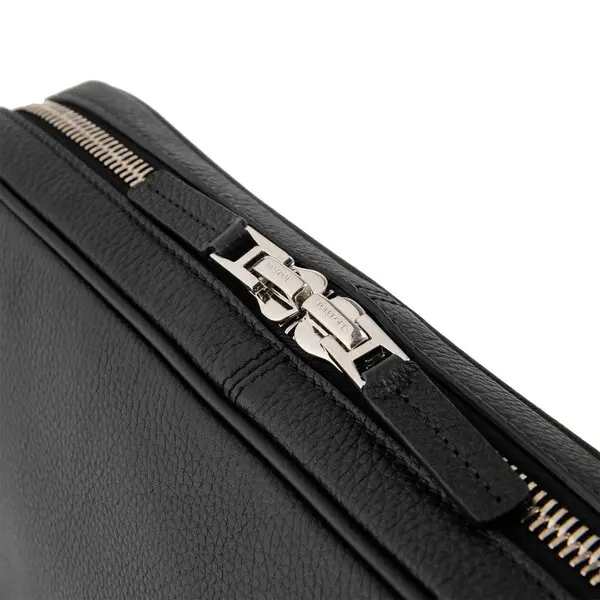 TOM FORD Cowhide Toiletry Bag