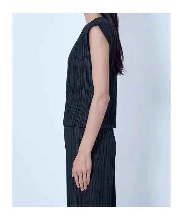 Issey Miyake Mellow Pleats Top