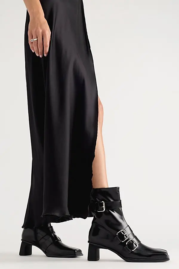 VAGABOND SHOEMAKERS Elvina Buckle Boots