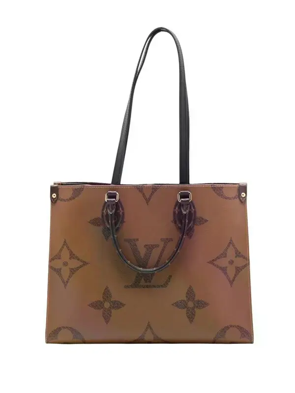 LOUIS VUITTON 2021-2026 Monogram Reverse Giant Onthego Mm Satchel