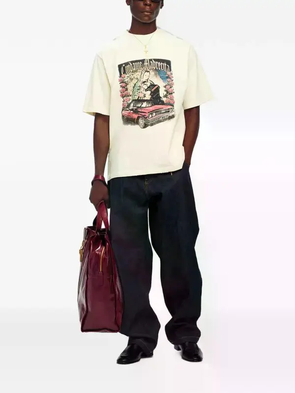 WILLY CHAVARRIA Cuidame Madrecita T-shirt
