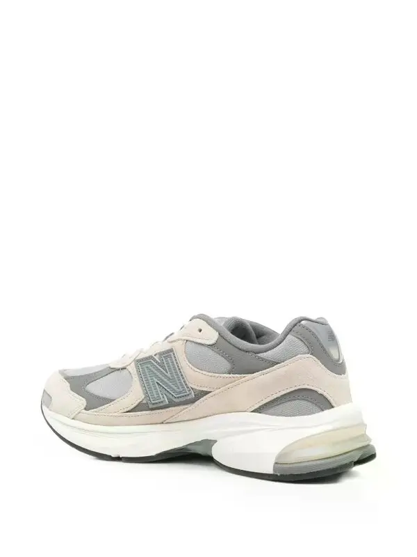 NEW BALANCE Panelled Logo-patch Sneakers