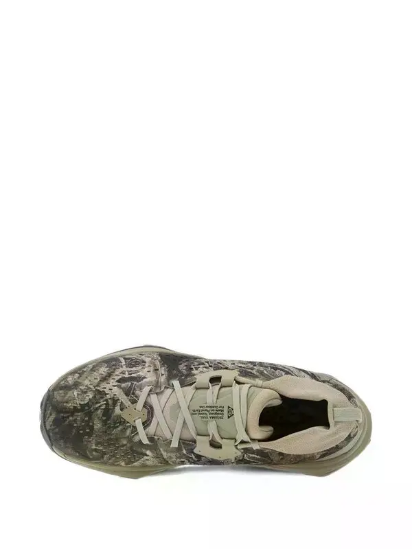 Nike Zegama Trail Sneakers