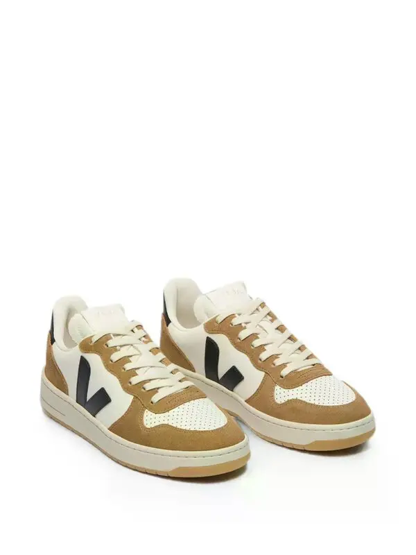 VEJA V-10 Low-tops Sneakers - Neutrals