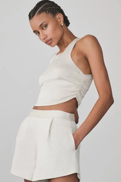 ARTEMIS DICIERO Poise Crop