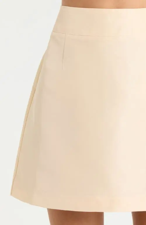 SUGARLIPS Hestia Taffeta Miniskirt - Cream