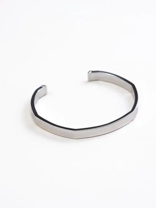 THEIR STUDIOS Zion Beveled Cuff - Silver
