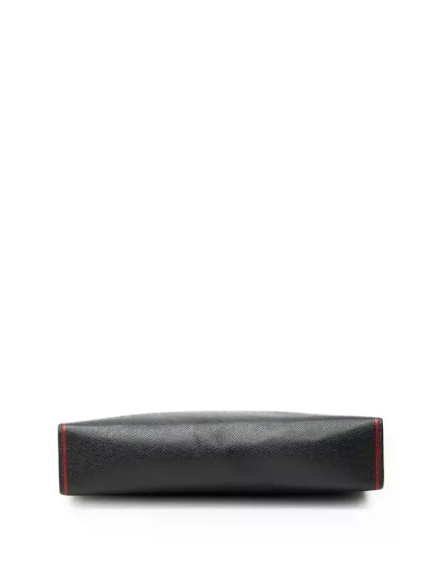 LOUIS VUITTON 2019 Taiga Pochette Voyage Mm Clutch Bag