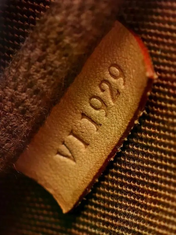 LOUIS VUITTON 1999 Monogram Pochette Accessoires Shoulder Bag