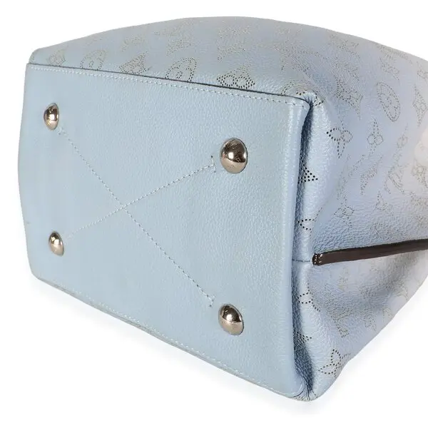 LOUIS VUITTON Bleu Degrade Monogram Mahina Muria