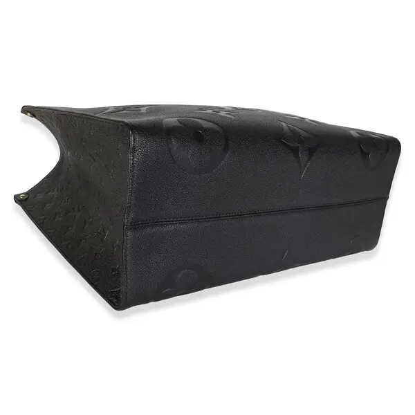 LOUIS VUITTON Giant Monogram Empreinte Onthego Gm - Black