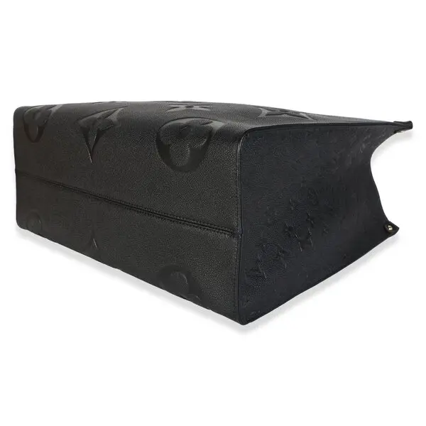 LOUIS VUITTON Giant Monogram Empreinte Onthego Gm - Black