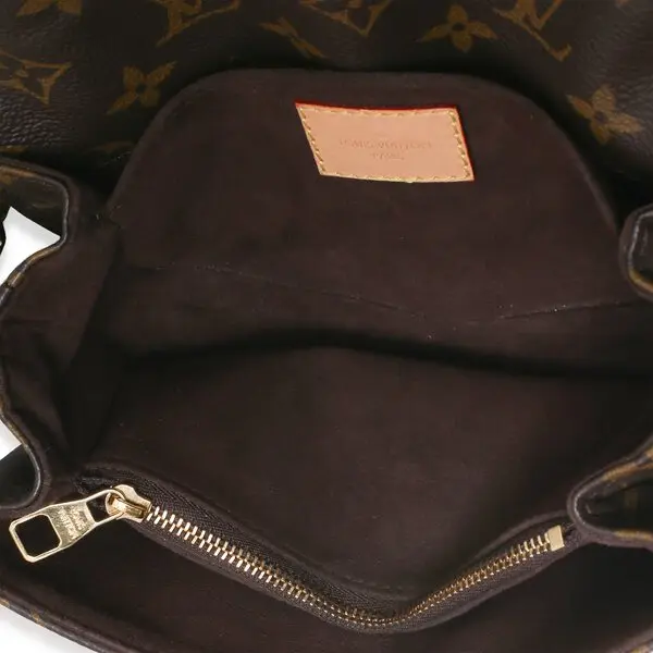 LOUIS VUITTON Monogram Canvas Pochette Metis East West