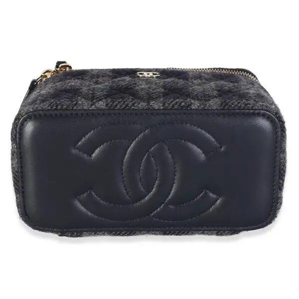 Chanel Multicolor Tweed Vanity Case With Chain - Blue