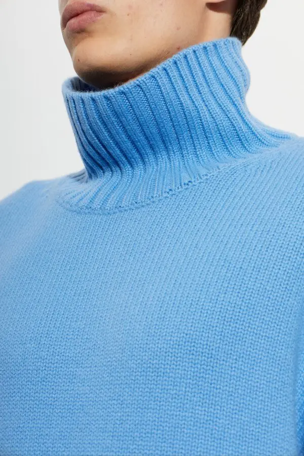 LISA YANG Cashmere Turtleneck ‘olai