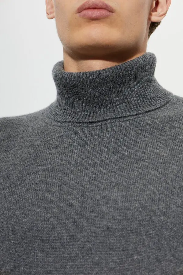 LISA YANG Cashmere Turtleneck ‘faron
