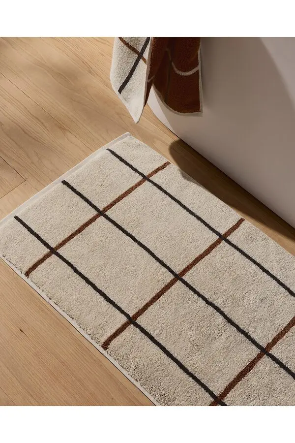 PARACHUTE Organic Plush Tub Mat In Multi - Bone Windowpane
