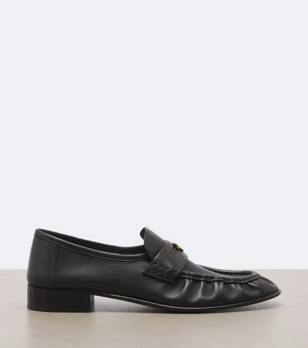 Chloé Letti Leather Penny Loafers