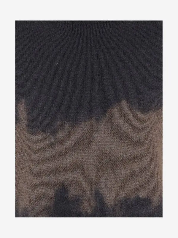 OLIVER LATTUGHI Cashmere Sweater
