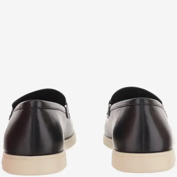 FERRAGAMO Leather Loafers - Black