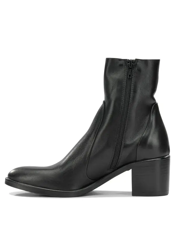 STRATEGIA Boots & Ankle Boots
