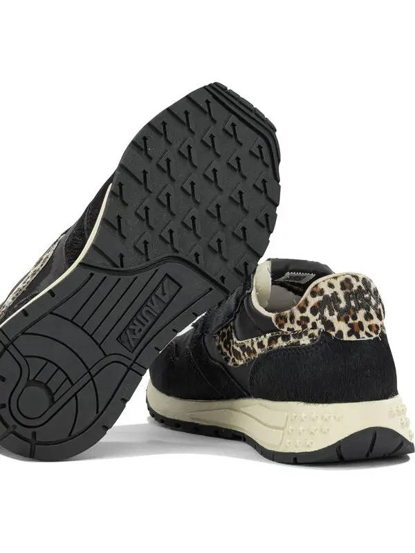 AUTRY Reelwind' Low Top Sneakers - Black