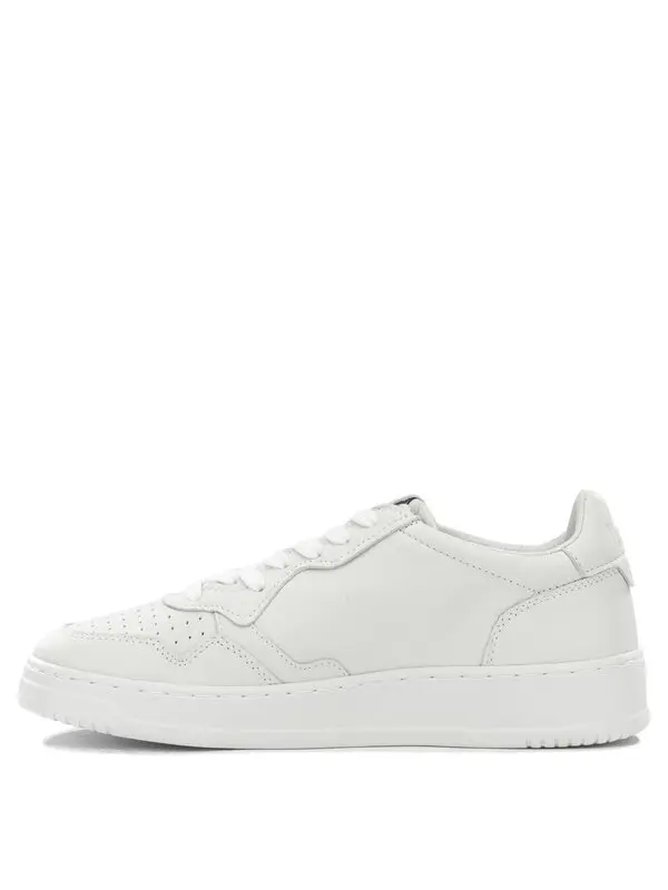 AUTRY Medalist Low' Low Top Sneakers - White