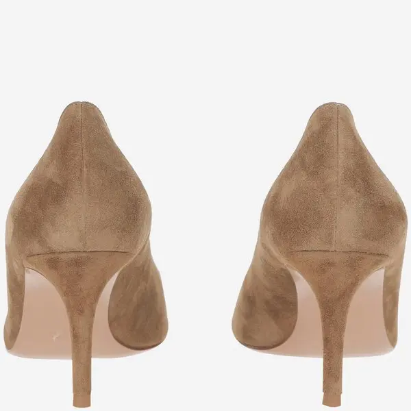 GIANVITO ROSSI Suede Pumps - Beige