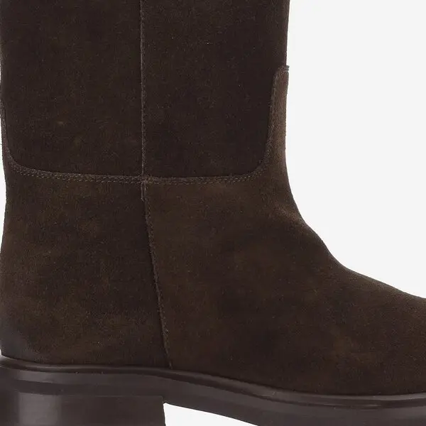 POEVE Round Toe Suede Ankle Boots