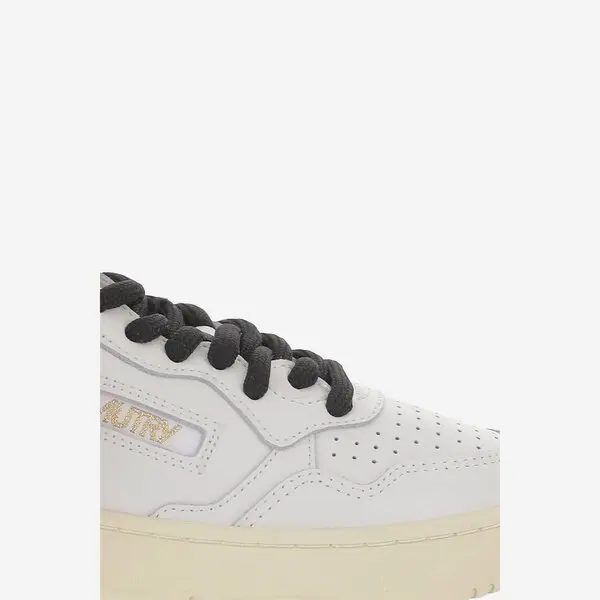 AUTRY Medalist Low Leather Sneakers - White